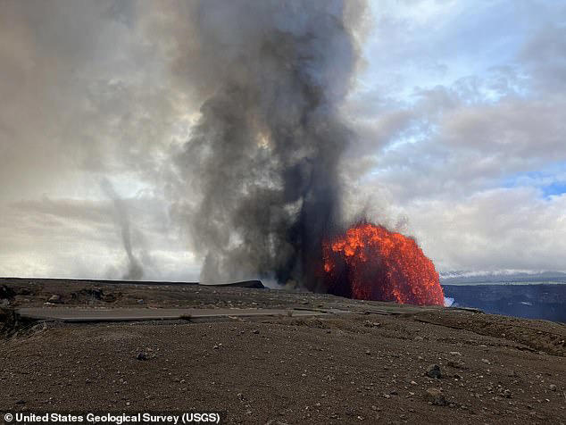 Watch the terrifying moment a volcanic eruption engulfs a camera - with ...