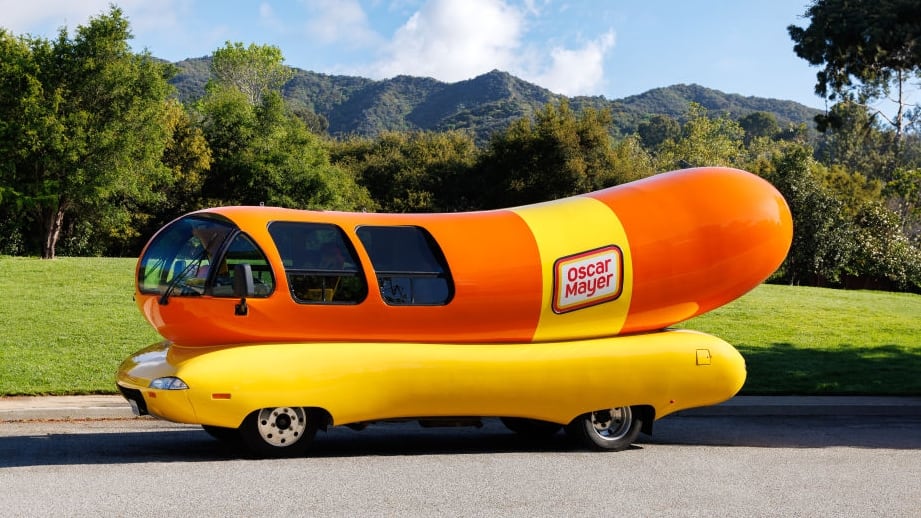 Oscar Mayer’s looking for next generation of Wienermobile drivers