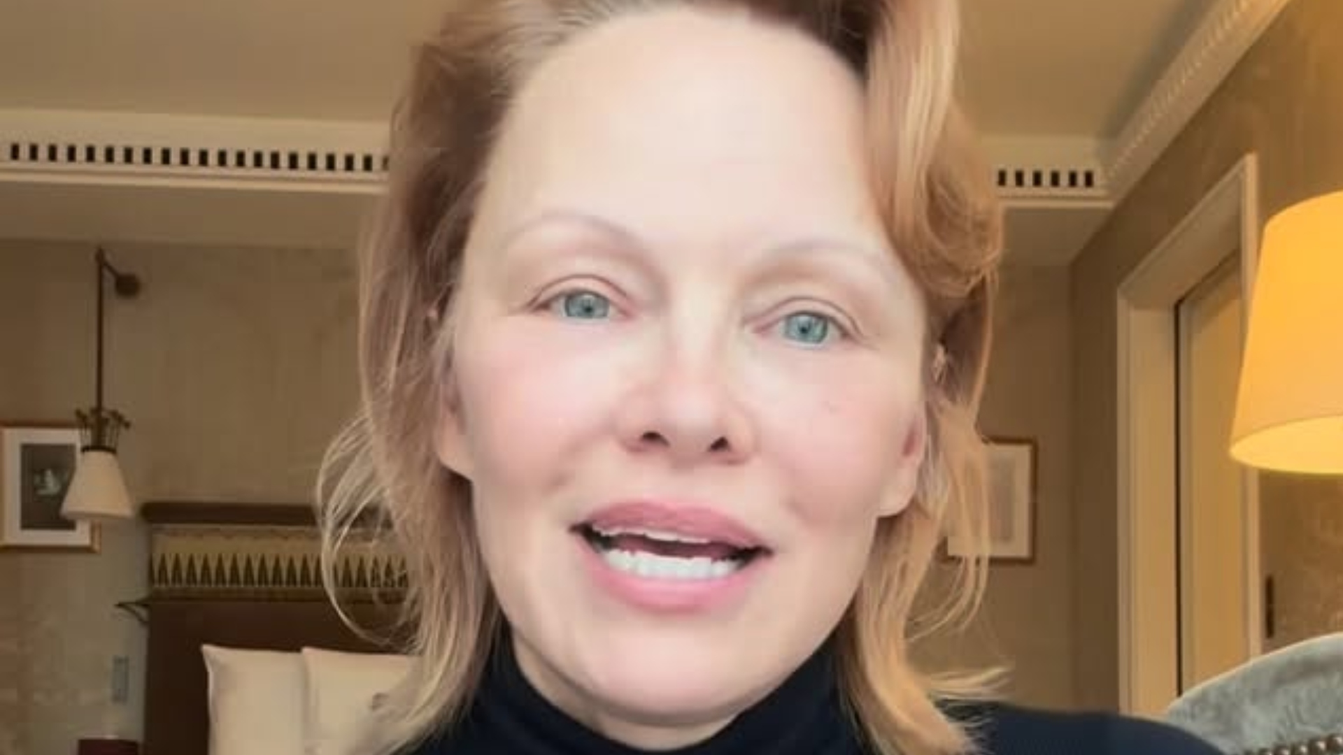 Tired of being "Pamela Anderson", the actress wants to change her name