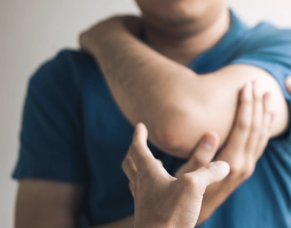 New pain report reveals an alarmingly high 80% of Brits have ...