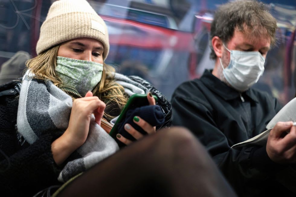 'Must wear a mask on public transport' - NHS boss issues health warning ...