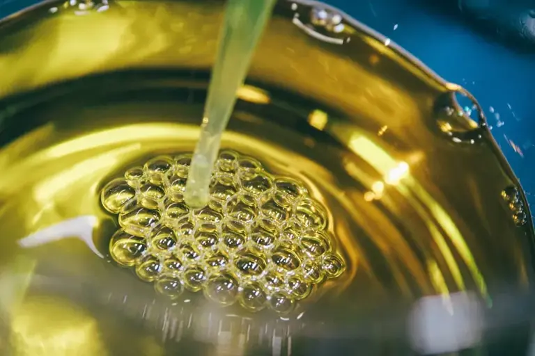 5 cooking oils you should throw away immediately