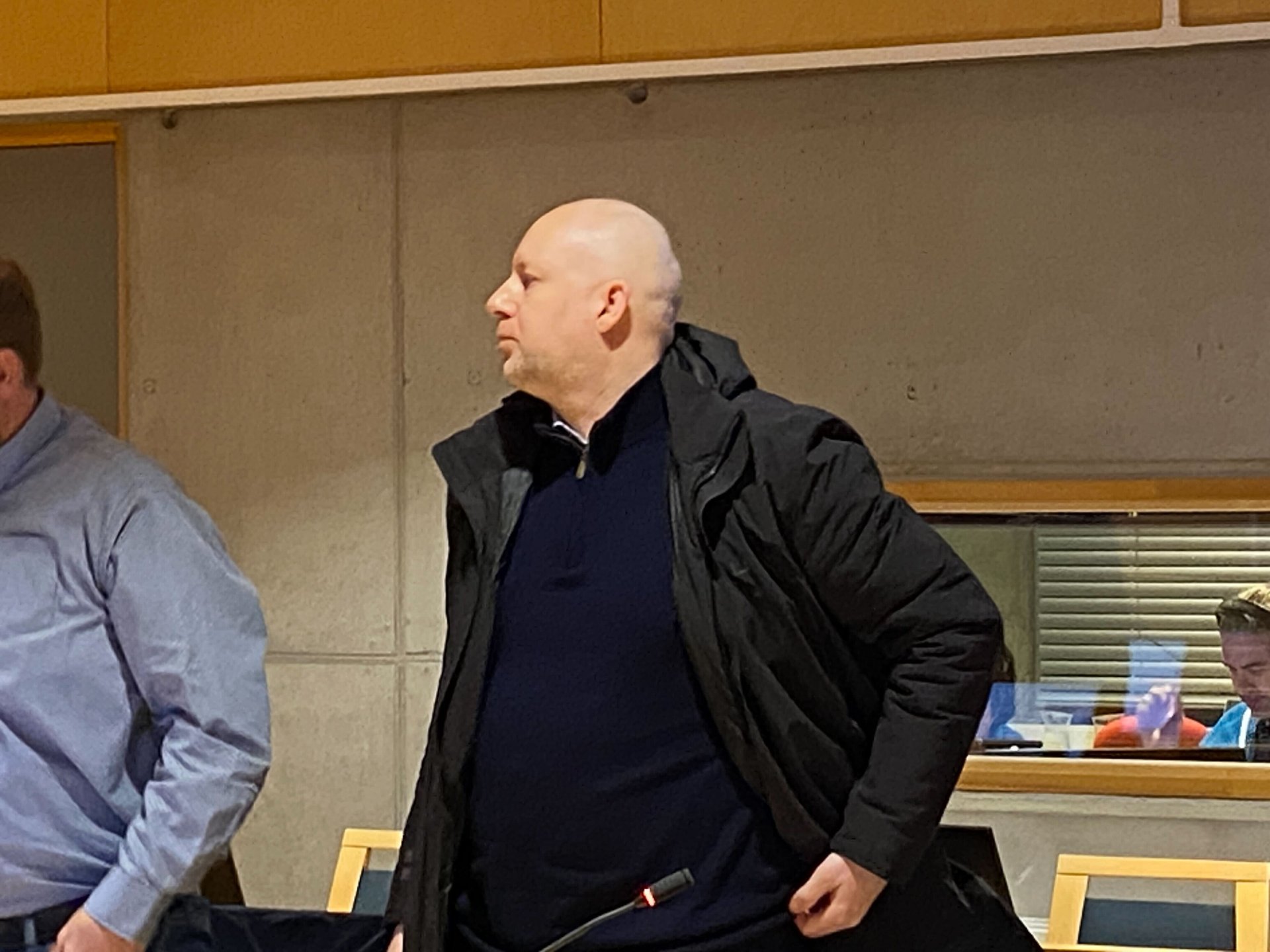 Langli i retten: Avbrøt motparten