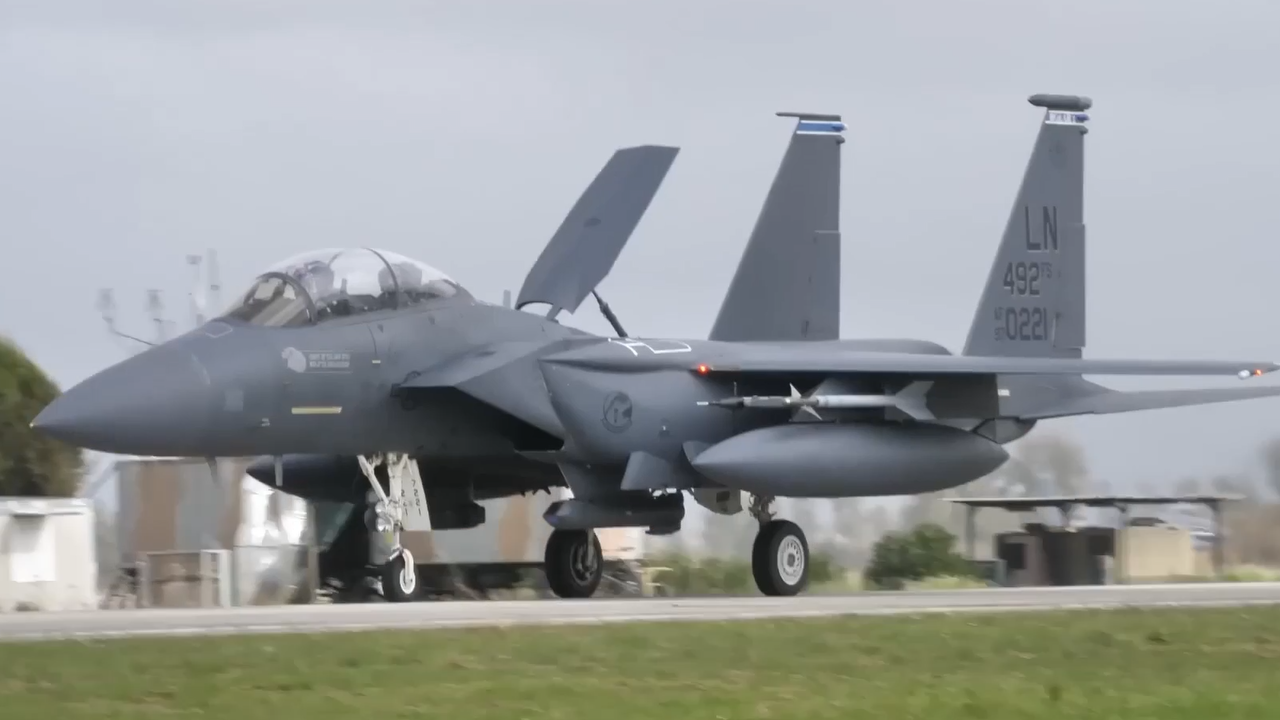 The Mach 3 bomber that literally surfed on its own shockwaves