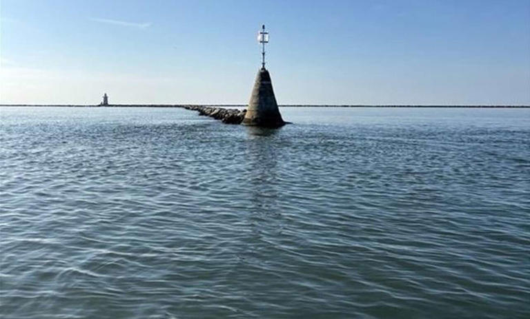 New light installed at breakwater off Old Saybrook where 2024 boat ...