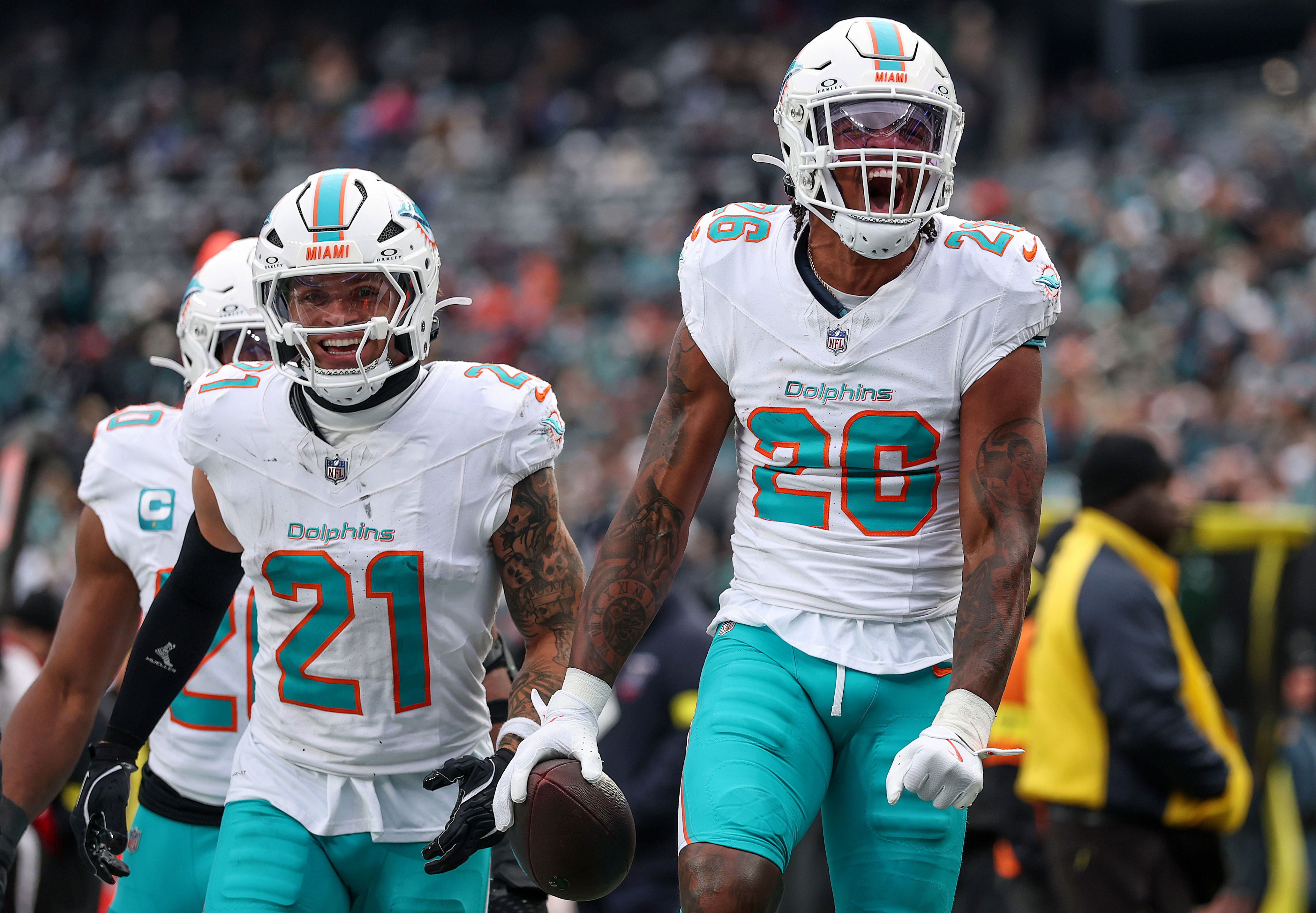 Miami Dolphins’ most valuable player | Week fourteen | Sticky hands