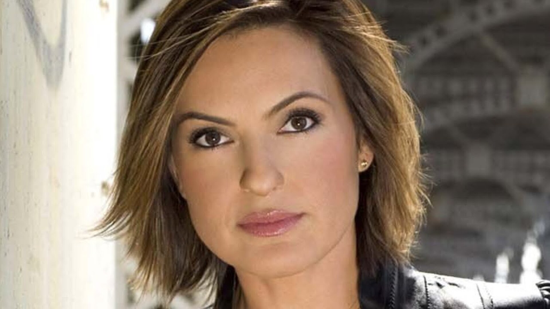 Actors who got replaced in crime shows and you didn't notice
