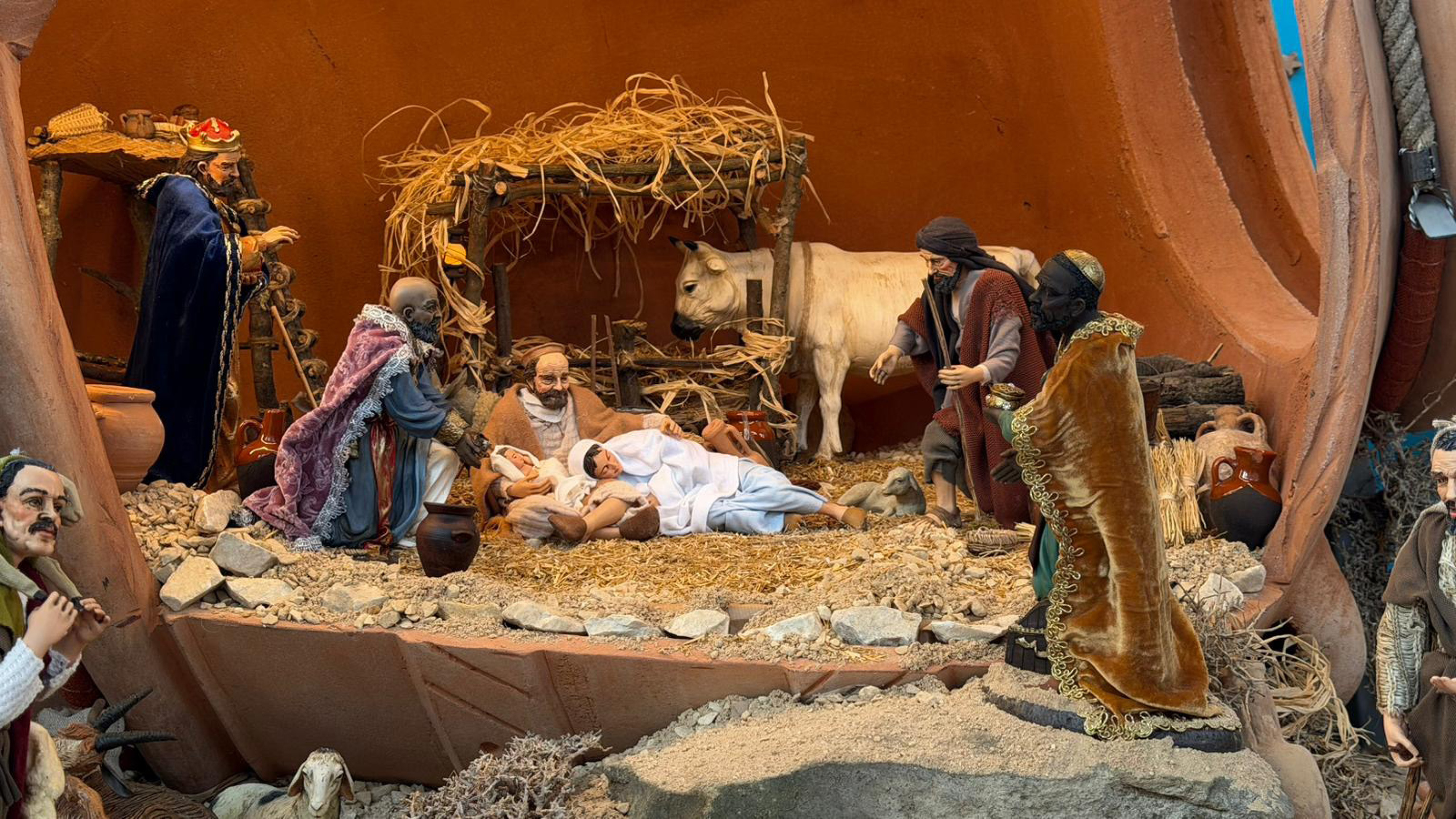 '100 Nativity Scenes' star in Saint Peter's Square