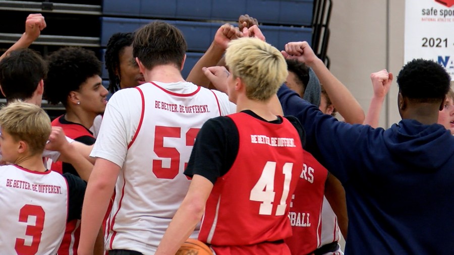 Lancers’ basketball looks to maintain identity through change