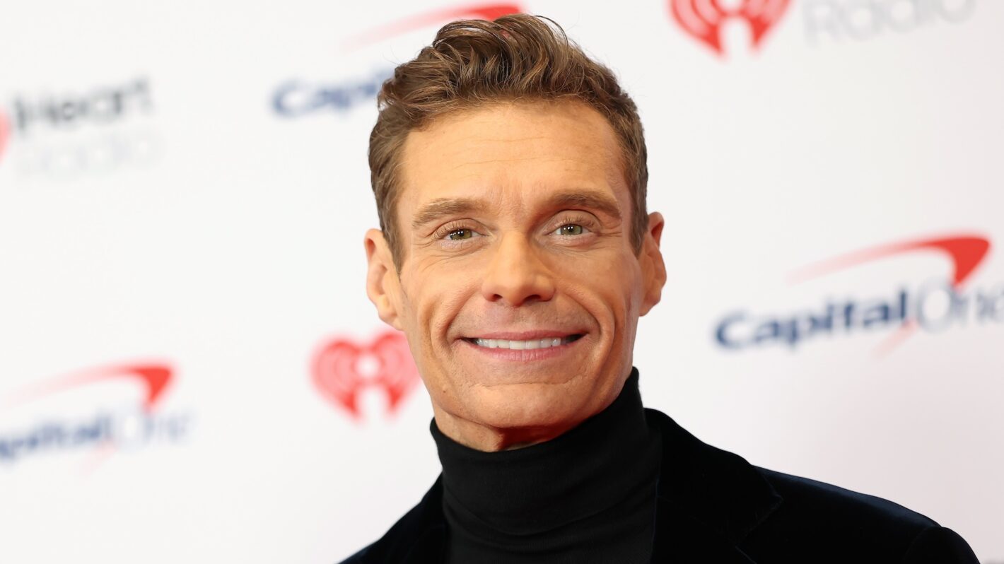 Ryan Seacrest gets emotional over first Christmas without his father ...