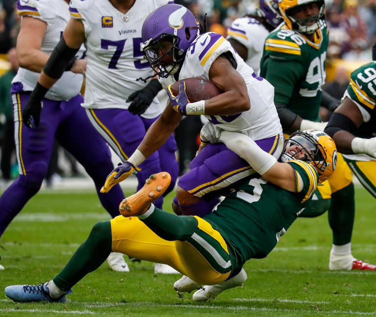 What channel is Vikings vs Packers NFL game today? Time, TV schedule ...