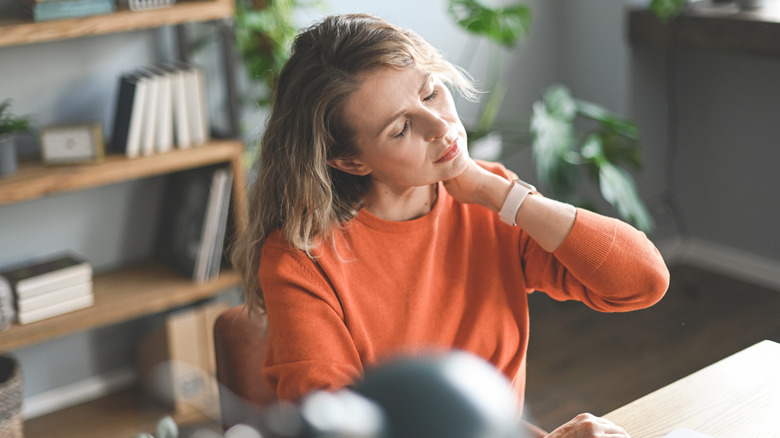 Say goodbye to neck pain with this Dollar Tree monitor DIY project