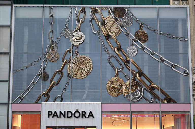 Silver prices just smashed a new record. What does this mean for the ...