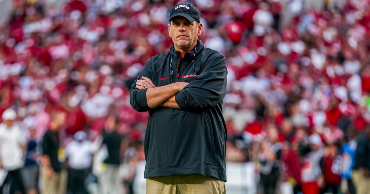 Georgia offensive coordinator Mike Bobo is a finalist for Broyles Award
