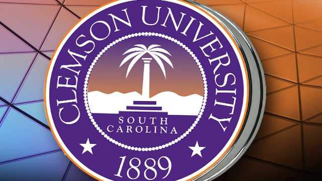 President of Clemson University announces retirement