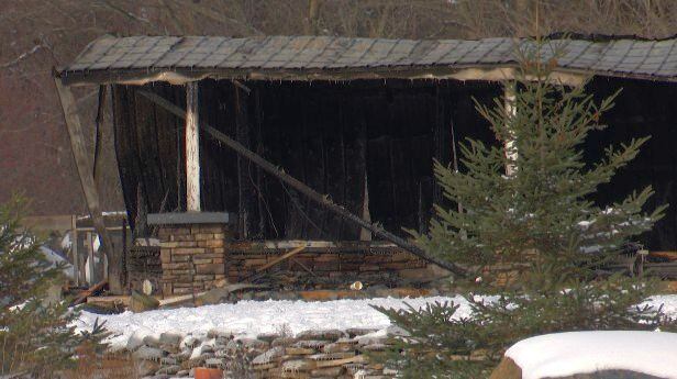 Couple safely flees burning home in St. Lawrence Co.