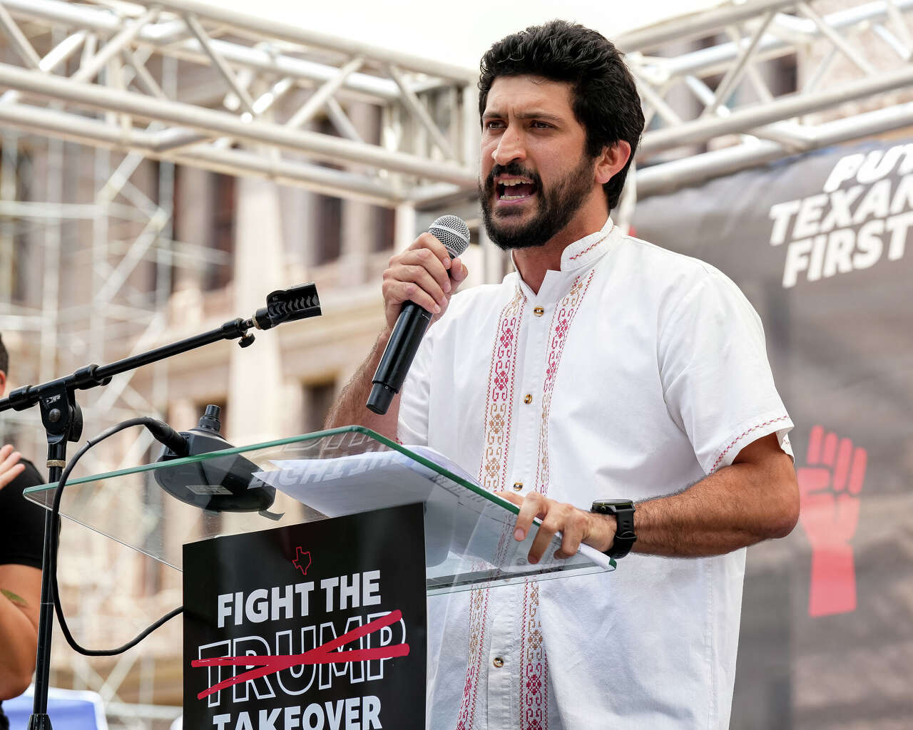 Trump gets his Texas congressional districts map. Voters get ...