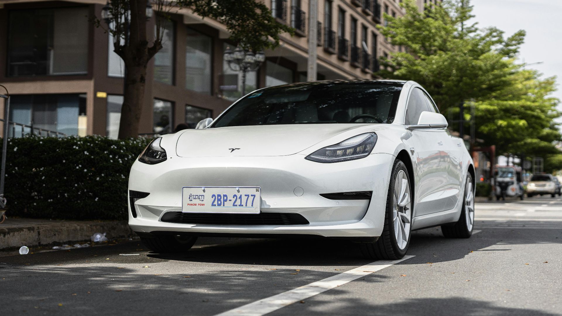 Everything to know about Tesla's dual motor system