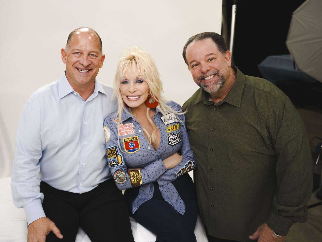 Dolly Parton is debuting a new travel stop. Can it compete with Buc-ee's?
