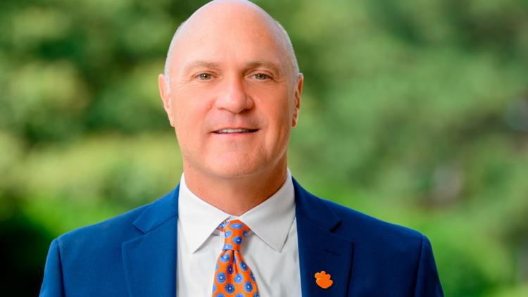 Clemson University President James P Clements announces retirement ...