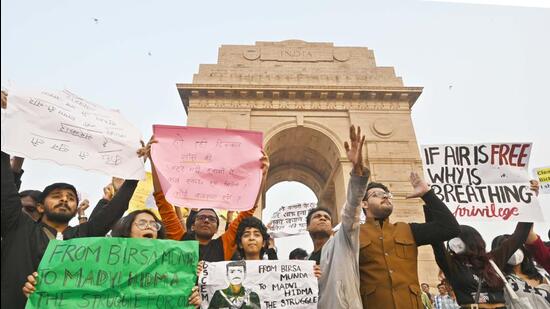 India Gate protest: 10 get bail; one rejected over alleged pro-Naxal ...