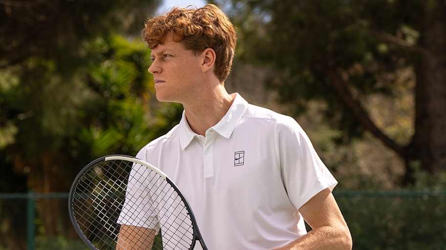 Jannik Sinner unveils his new tennis racquet for 2026