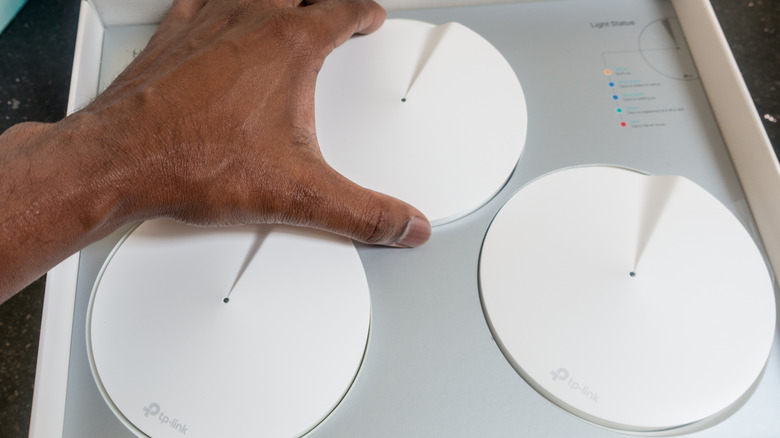 3 reasons why mesh Wi-Fi systems are better than regular routers