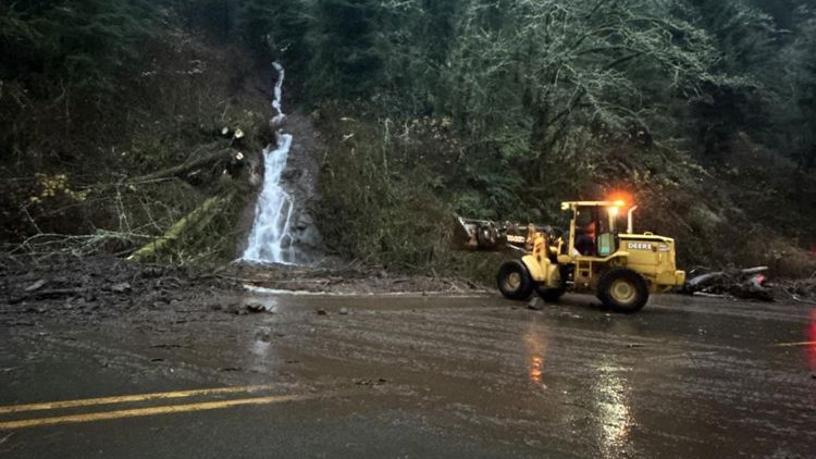 Several Oregon Highway 101 sections closed due to landslide, heavy ...