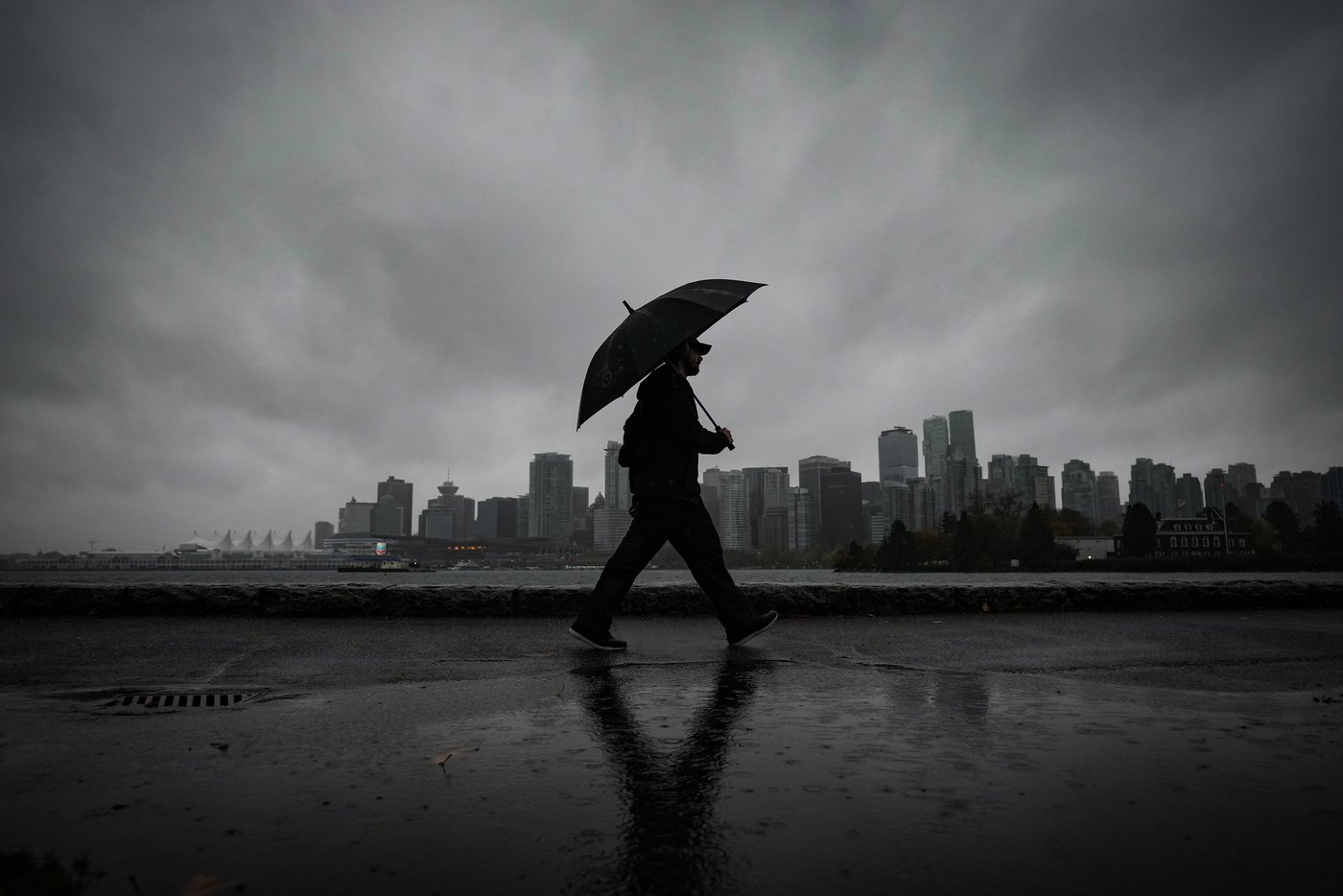 Heavy rain expected on BC.'s south coast as atmospheric river arrives
