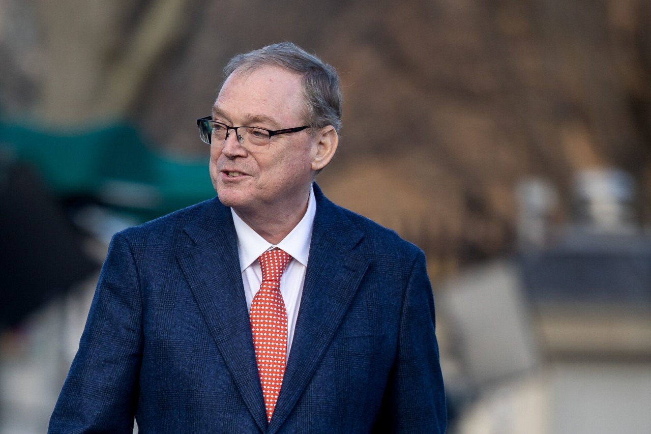 Kevin Hassett says he wouldn’t bow to pressure over cutting interest rates