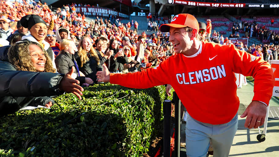 Clemson Tigers transfer portal tracker, junior defensive lineman headed ...