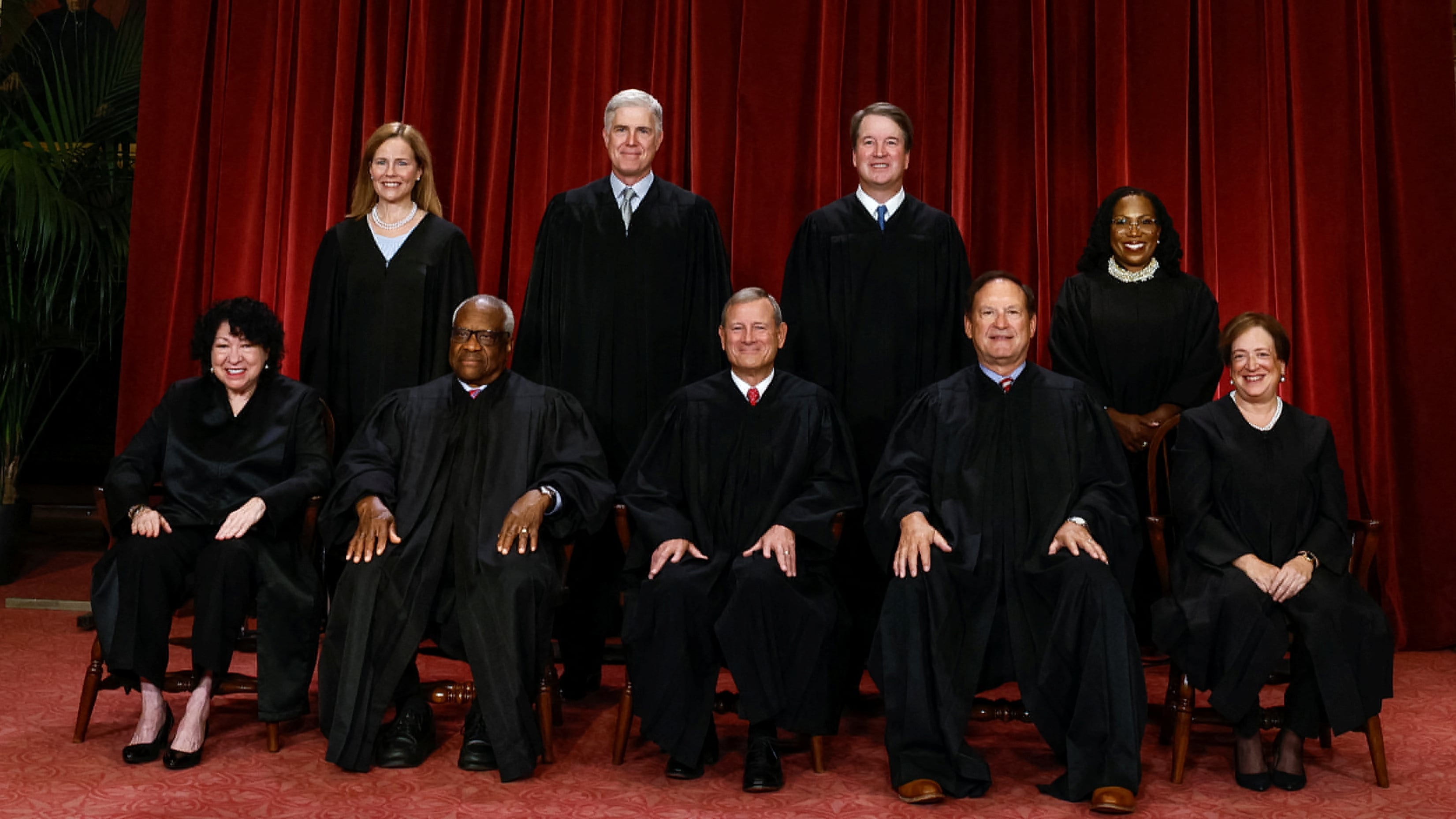 Opinion: The Supreme Court finished out 2025 with one more shameful flop