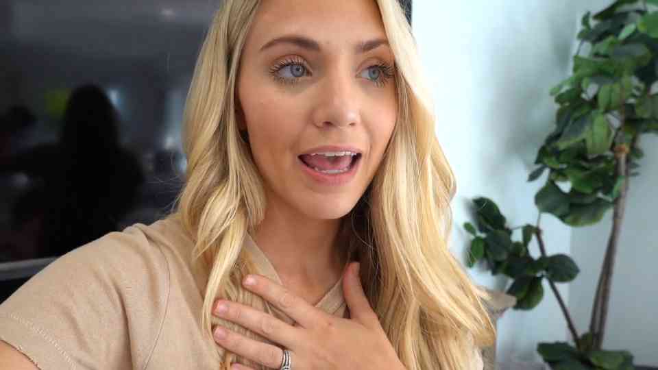 Savannah reveals she’s expecting baby number four