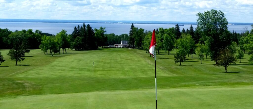 City council advances proposal to transform a US golf course property ...