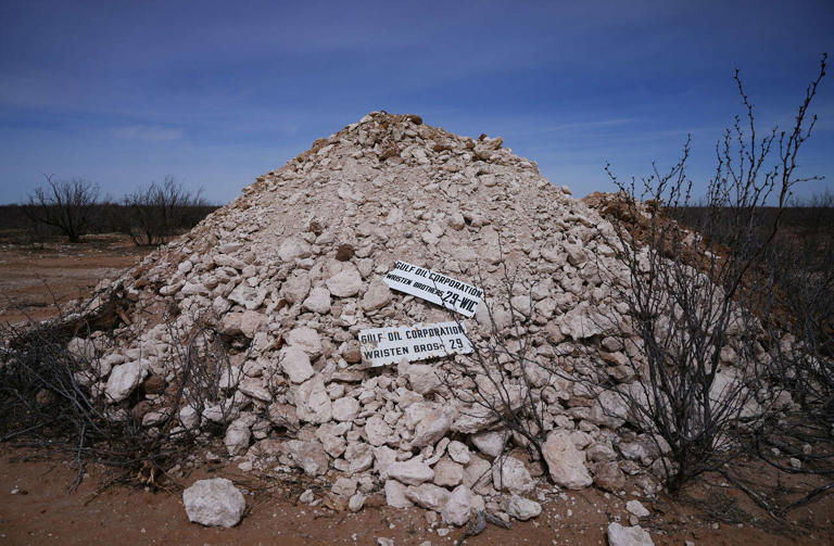 Chevron settles Texas 'zombie' well case, sidestepping trial that ...