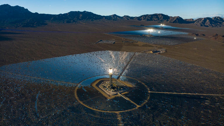 Ivanpah Solar Project at Nevada-California border lives on as ...