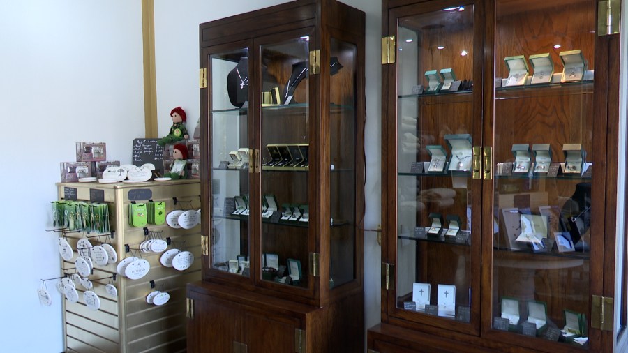 New Irish gift shop opens in Normal