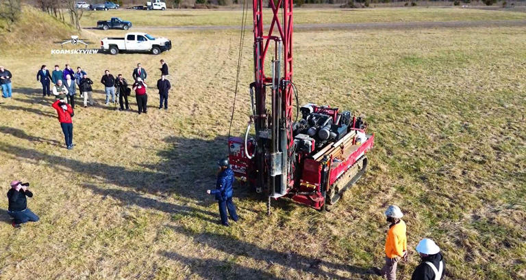 Groundbreaking held for nuclear plant in southeast Kansas