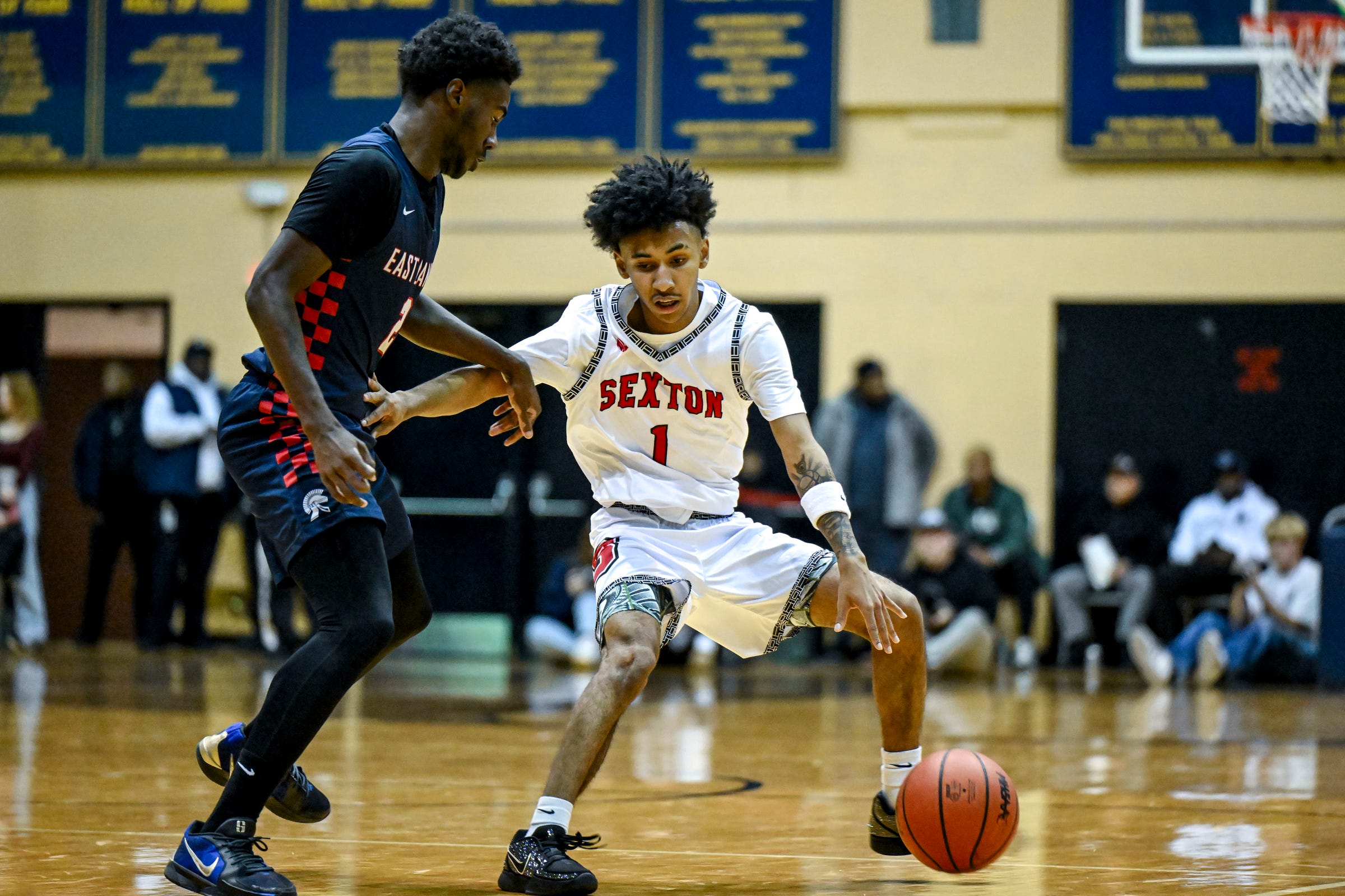 Who is the Greater Lansing boys basketball player of year frontrunner ...