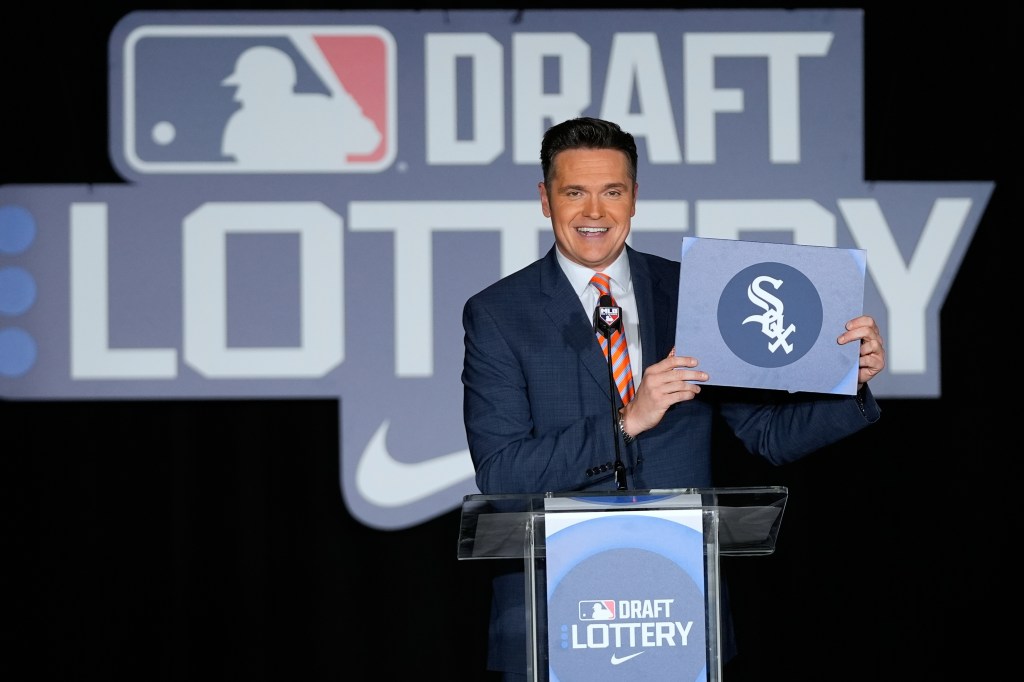 Fortune smiles on Dodgers rival in MLB draft lottery with top-five pick