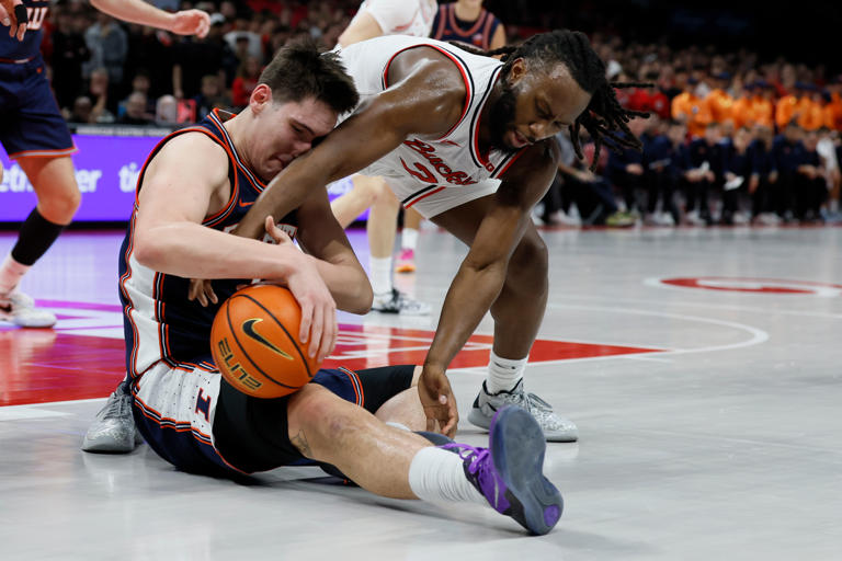 Keaton Wagler's 23 points lead No. 13 Illinois to 88-80 victory over ...