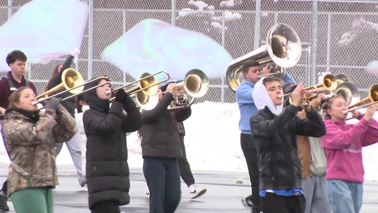 Greendale High School marching band headed to the Rose Parade