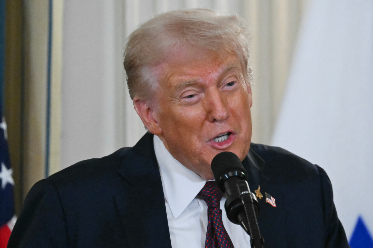 Treasury Department mulls $1 coin with Trump's image – and reveals ...