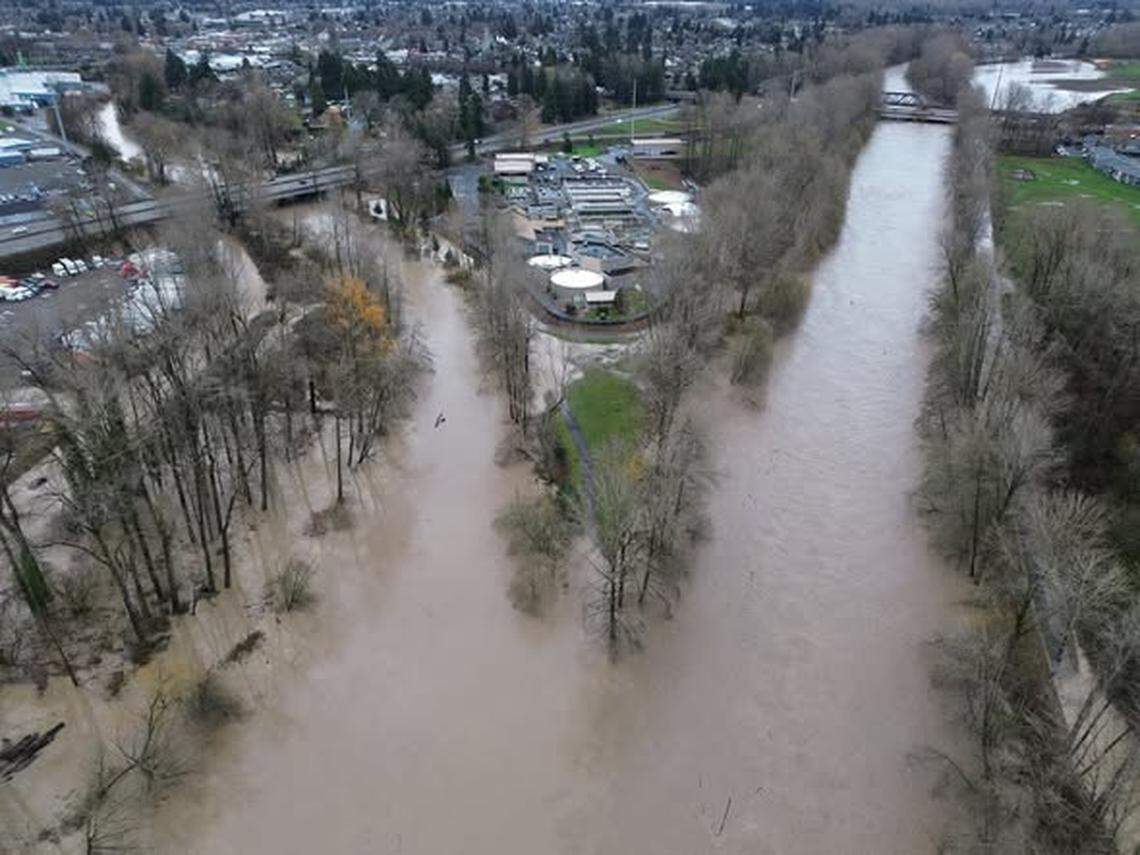 Evacuation warnings in place for Sumner; flooding expected during early ...