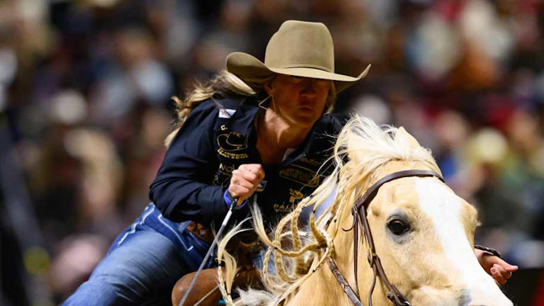 NFR rookie takes over top spot in barrel racing average after round 5
