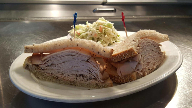 12 restaurants to check out near American Express golf tournament