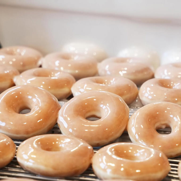 It's official: Krispy Kreme announces opening date for first Vancouver shop