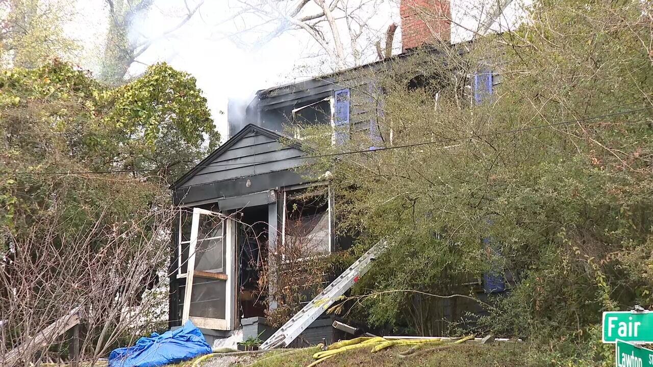 Two narrowly escape house fire: 'I could see the flames bursting out of ...