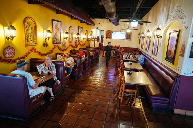 Our 10 favorite places to eat and drink in Palm Desert in 2025