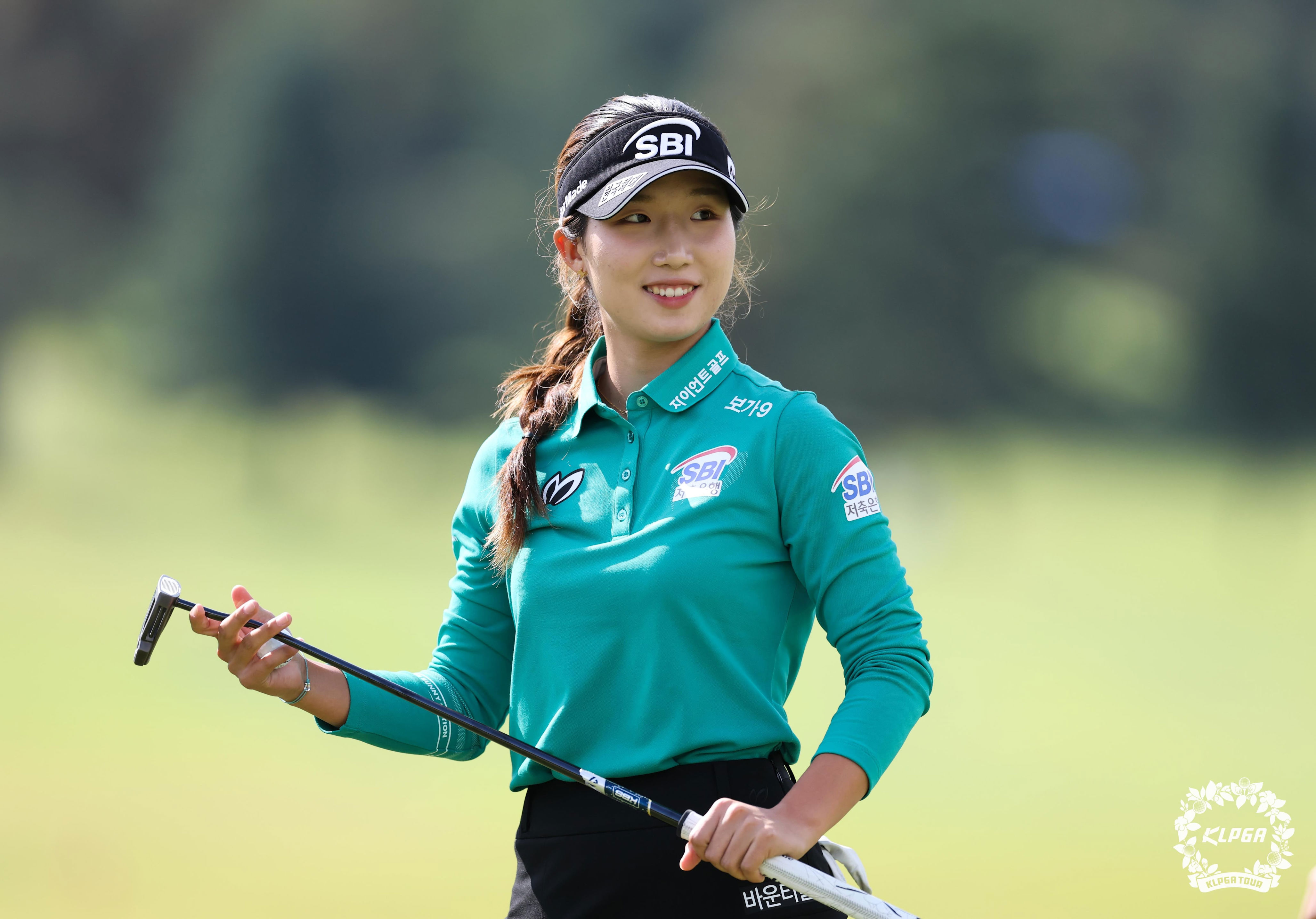 Lee Dong-eun secures LPGA Tour spot, 7th in Q-Series